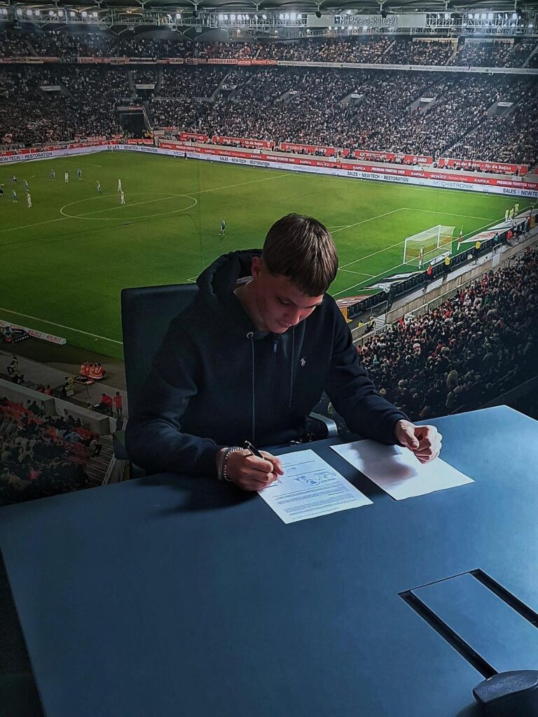 News - Deutsches Fußball Internat